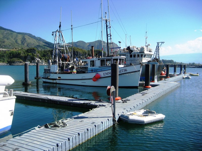 Superior Marina Manufacturers, Installers | Superior Jetties